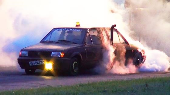 VW Burnout – Tire Explodes Under Pressure