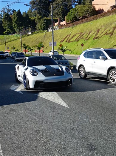 Porsche GT3 RS 992 vs Ferrari F8: Supercar Showdown