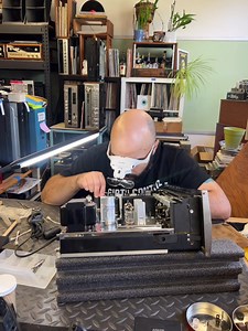 Cleaning up this Mcintosh Tuner. #hifiaudio #stereo #workvibes #Audiophile #audiophiles #vintageaudio | The Vintage Audio Shop