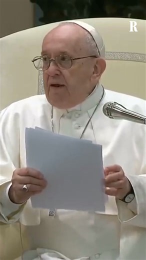 Durante la catechesi ai futuri sposi del primo dicembre 2021, papa Francesco rivolse un invito ai fedeli l'importanza per conservare l'armonia di coppia e interiore: "Mai finire la giornata senza fare la pace, prima di andare a dormire basta un gesto. La guerra fredda del giorno successivo è pericolosa" #papafrancesco #pace | la Repubblica