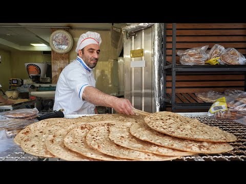 This Taftoon Bread from Abadeh Flour Smells Insane! Watch How It’s Made