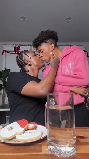 318K views · 3.9K reactions |  "Holiday vibes ! Cozy Christmas moments with my bae 殺. Cookies & laughter by the festive window ❤️"#fblifestyle | Andrew Kruse | Facebook