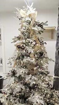 The most realistic fake tree I've ever found. 🌲 Minimalist & Flocked. #realisticfaketree