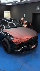 301 reactions · 6 comments | Lamborghini Urus - Rosso seta #lamborghini #urus #timelapse #auto #perte | Evosound Custom Culture | Facebook