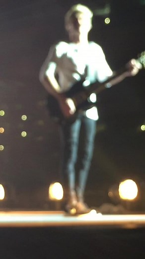 Uncovering more one direction footage I’be been gate keeping since 2015 for y’all #harrystyles #louistomlinson #niallhoran #liampayne #onedirection