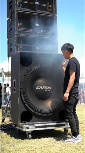speakers explode