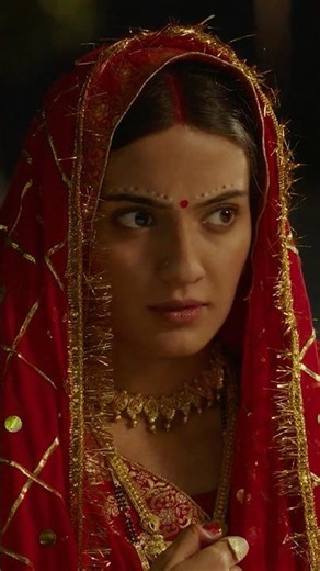 Pratibha Ranta's First AWKWARD Encounter with Sparsh Shrivastava's Family 😱 #LaapataaLadies