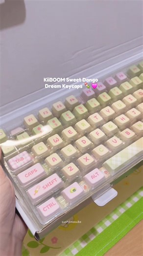 love this color palette 🩷💚 kiiboom sweet dango dream keycaps set 🍡💗 @yunziikeyboard #keycaps #mechanicalkeyboard #yunzii #heiseirstro #setup