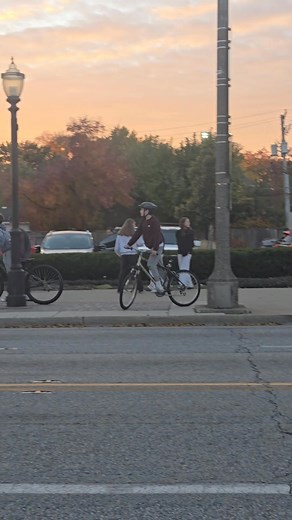 8.4K views · 180 reactions | Downtown La Grange, Illinois  #usareels #weekend #america #fblifestyle #lagrangeillinois #chicagoland #chicago | Chicago Reality | Facebook