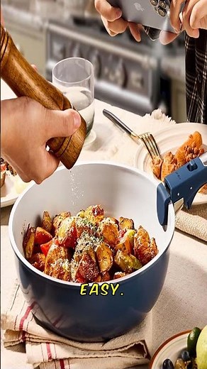 Ceramic vs Non-Stick: Which One Actually Works? 🍳 #cookware #kitchenhacks #nonstick