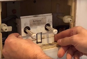 DIY Video: Geberit Unterputz Spülkasten reparieren / entkalken