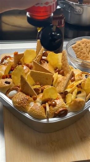 23 reactions | You’re about to have even s’more fun in the kitchen.  Watch Chef Michelle make our limited-edition Loaded Hot Honey S’mores Nachos, featuring a smoky kick from @mikeshothoney. 1 more day until the release of our sweet and spicy S’mores on Fire Bundle at 9AM EST on Monday. Grab yours before it’s gone! | HelloFresh | Facebook