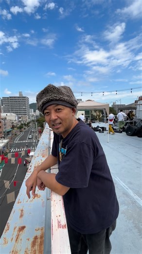 BLACK BOTTOM BRASS BAND | 本日は福島でライブ！ 屋上がキモチイイー！ #bbbb #ブラックボトムブラスバンド #comesaround | Instagram