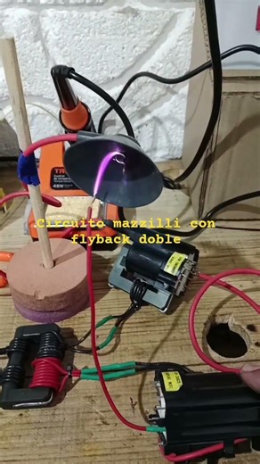 circuito mazzilli con fly back doble a 12 voltios