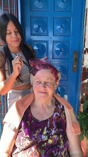 Natural Hair Dye: Beetroot Hair Coloring Tutorial