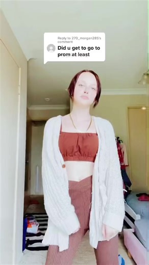 16K views · 75 reactions | Did I go to prom/graduation? #momblog #momlife #pregnancy #momtobe #youngmom #momblogger #pregnant | Kayteloryn | Facebook