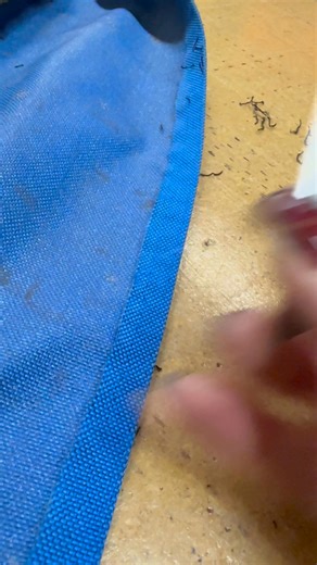 淋 Tuesday’s Tip! Struggling to remove thread from a seam? Here’s a...