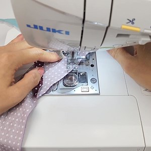 29K views · 270 reactions | Easy tricks to sew bias tape on the corners | DIY Tips Tale | Facebook