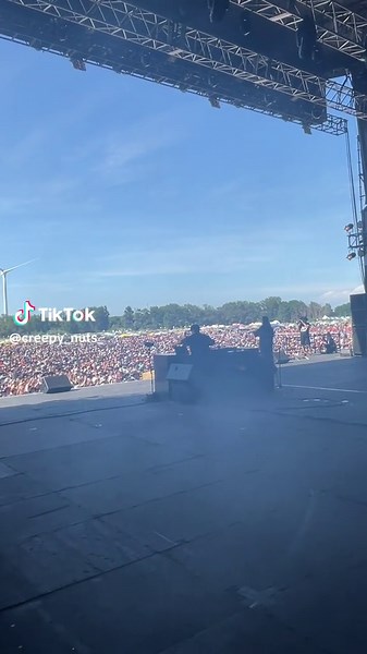 TikTokでCreepy Nutsさんをチェック！