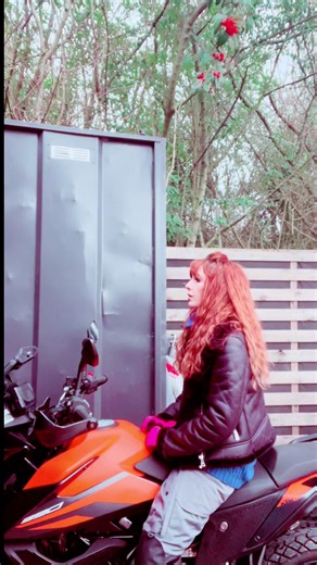 Motorbike Adventures: Stuck in the Gravel