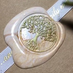 223K views · 677 reactions | The perfect finish to any wedding invitation! #repost JW Lettering | WedLuxe Magazine | Facebook