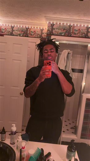 hellawunnss (@hellawunnss)’s videos with Stay Right Here - Album Version - JS