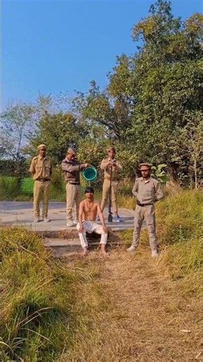 Ye pyar me hi kyon hota hai #youtubeshorts #comedy kiduniya-n3g