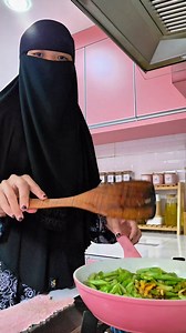 2.8M views · 38K reactions | Cooking Diary | Masak simple-simple saja ☺️ Janji perut kenyang ek 來 #cooking #cookingvlog #cookingathometiktoktv #cookingtiktok #masakmasak #masakanrumahan #masakanharian #dailycooking #homecooking #sisfizahmasak #masakapaharini #menusederhana #menukampung #menuharian #cookwithme #cooking | Nur Hafizahti | Facebook