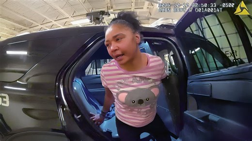 Police Intervene in Insane Fight Between Best Friends #PoliceBodyCam #JusticeInAction #CaughtOnCamera | Police Body Cam