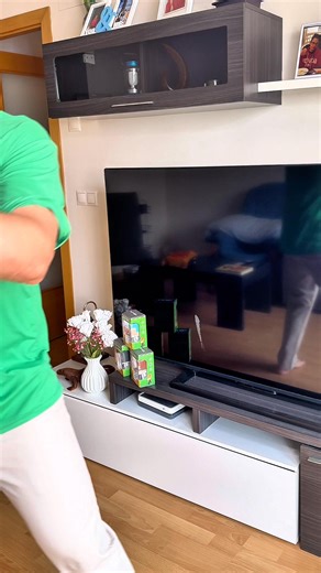 📚💥 ¡Minecraft como nunca antes lo habías explorado! Con la Enciclopedia Minecraft® — Manual de Minecrafters, los jóvenes se adentran en el mundo de Minecraft a través de un formato visual y práctico, lleno de secretos, trucos y consejos que harán su juego más emocionante y creativo. Más que un libro, es la llave maestra para dominar cada rincón de este universo infinito de bloques y aventuras. 🎁 ¡Haz tu pedido hoy y llévate un regalo exclusivo totalmente GRATIS! | Moddys Watches