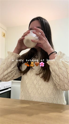 spend a cozy fall evening with me 🤍🌸 #tuesdaynight #fall #cozyevening