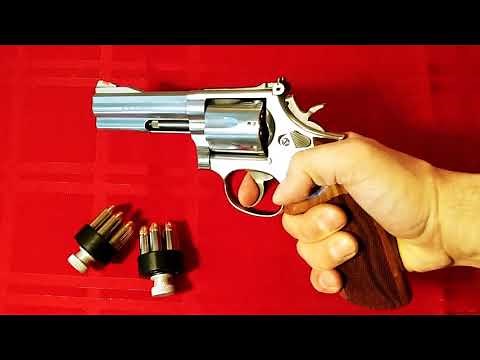 S&W 686+ 686 Plus! Most Popular Revolver Ever? 686-4