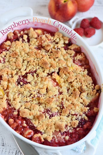 Raspberry Peach Crumble