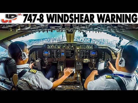 COCKPIT BOEING 747-8 Windshear Warning at Chicago O'Hare