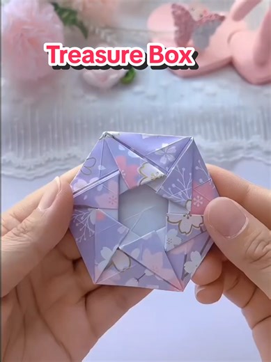 🪙✨ Folding miracles! See how this treasure chest easily transforms into your dream secret storage room! #Origami #DIY #creativecrafts