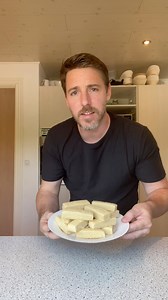 Chris’s Traditional Shortbread Fingers! 😋 No baking pan required folks☘️ These are really easy, quick to prepare and they taste delicious. They’re the business so give them a go and let me know how you get on! Just click on the video for fullscreen Recipe 200g | 1¾ stick of salted butter 120g | ½ cup 2tbsp of caster sugar 330g / 2¾ cups of plain flour ½ tsp of vanilla extract (optional) Caster sugar in the states is also known as superfine, bakers sugar or bar sugar. You can use more butter if 