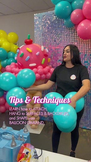 “🎈 Elevate Your Balloon Skills: Join Our Step-by-Step Master Class! 🌟 Beginners & Pros Welcome! 🌟 Hands-On Learning with Techniques, Tips, and Tricks 🌟 Unlock Your Balloon Artistry 🌟 • BALLOON BASICS •BALLOON BRANDS & PRICING •TIPS & TECHNIQUES TO INFLATE, BUILD & INSTALL A BALLOON GARLAND •LEARN HOW TO ATTACH, HANG TO SURFACES & BACKDROPS •HOW TO SHAPE YOUR BALLOON GARLAND • HOW TO CREATE A BALLOON OCTOPUS •Q&A Creating: •BALLOON DESIGN ON A BACKDROP •CASCADING BALLOON GARLANDS •ORGANIC BA
