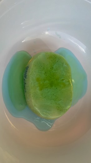 Asmr Platinum on Instagram: "冀 #asmr #asmreating #asmrvideo #squeegee #suds #viralreels #explore #foam #fyp #rinse #water #comet #pine #reels #spongecake #satisfying #overlanding #overland #rinsingsponges #foryou #amazing #delicious #keșfet #isbirligi #asmrsounds"