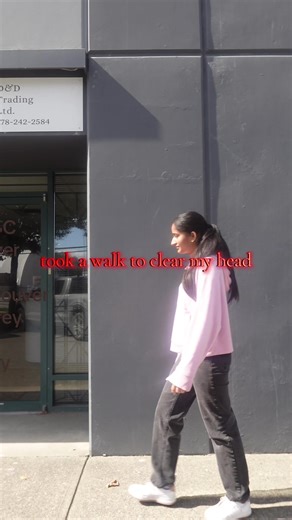 Sometimes the best walks lead you somewhere unforgettable… ➡️ Straight into InteriOmasters — Surrey’s one-stop shop for wallpaper, wall panels & marble sheets. 📍 Serving Surrey & Vancouver homeowners with style. #surreybc #vancouverbc #interiordecor #wallpaperstore #homemakeover