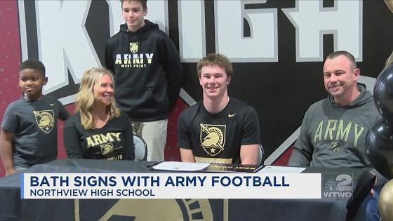 Bath signs with Army football