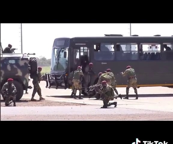 🇿🇲🔍 The Zambia Army took center stage at the African Land Forces Summit 2024! Special Forces commandos wowed the audience with their exceptional skills and cutting-edge equipment. From precision drills to tactical maneuvers, they exemplified excellence. 💪 #ZambiaArmy #militarydemons