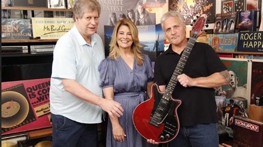 Lisa Whelchel Talks 'Collector's Call' & Hunting Down 'Facts of Life' Piece