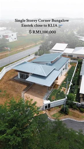 📍Single Storey Bungalow, Enstek Timur, Jalan Timur Bandar Baru Enstek, Negeri Sembilan 💲RM1,100,000 Property Details -Built-up Area: 2838 sqft -Land Area: 9730 sqft -Title : Freehold With Conscent (Bumi Lot) -Bedrooms: 4 1 maid room (with special laundry area) -Bathrooms: 5 -Facing Open -Move in condition (all repaired & repainted) -Unique layout with 2 living hall & 1 dining hall Syed Wa.me/60126702924 | MyHome2Own