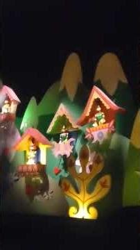 Disney Magic Kingdom It's Small world Ride