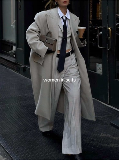 #womeninsuits #luxury #luxurylife #suits #luxurylifestyle #womenownedbusiness #fyp #fashiontiktok