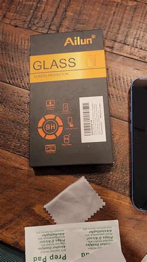 Amazon review video of the Ailun IPhone 13 screen protector | iphone screen protector