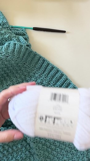 146K views · 2K reactions | Showing you how I’m getting around the corner with back loop HDC ribbing. Sl St 3 times into the same corner stitch before moving on. Full tutorial coming soon! | Daisy Farm Crafts | Facebook