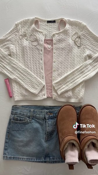 phoebe ❥ on TikTok