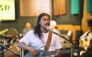 1.9M views · 81K reactions | Kumari Janani - Furfuri || Kuma Sagar And The Khwopa (Jam Session) Swòdésh Shy | ＢＬＡＣＫ ＰＥＡＲＬ | Facebook