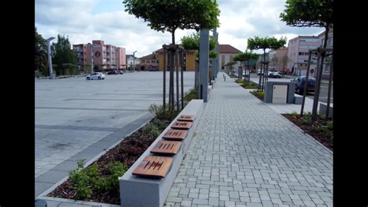 #forbach Au milieu du XIXᵉ siècle, Stiring n’est encore qu’un village rattaché à Forbach. Tout change avec l’arrivée de Charles de Wendel, qui y implante, dans les années 1840, une importante usine métallurgique. Autour de cette industrie naît une véritable cité ouvrière, transformant profondément le paysage et la vie locale. Sous le Second Empire, cette réussite industrielle est pleinement reconnue. Le 3 juin 1857, par décret de Napoléon III, Stiring est détaché de Forbach et devient une commun